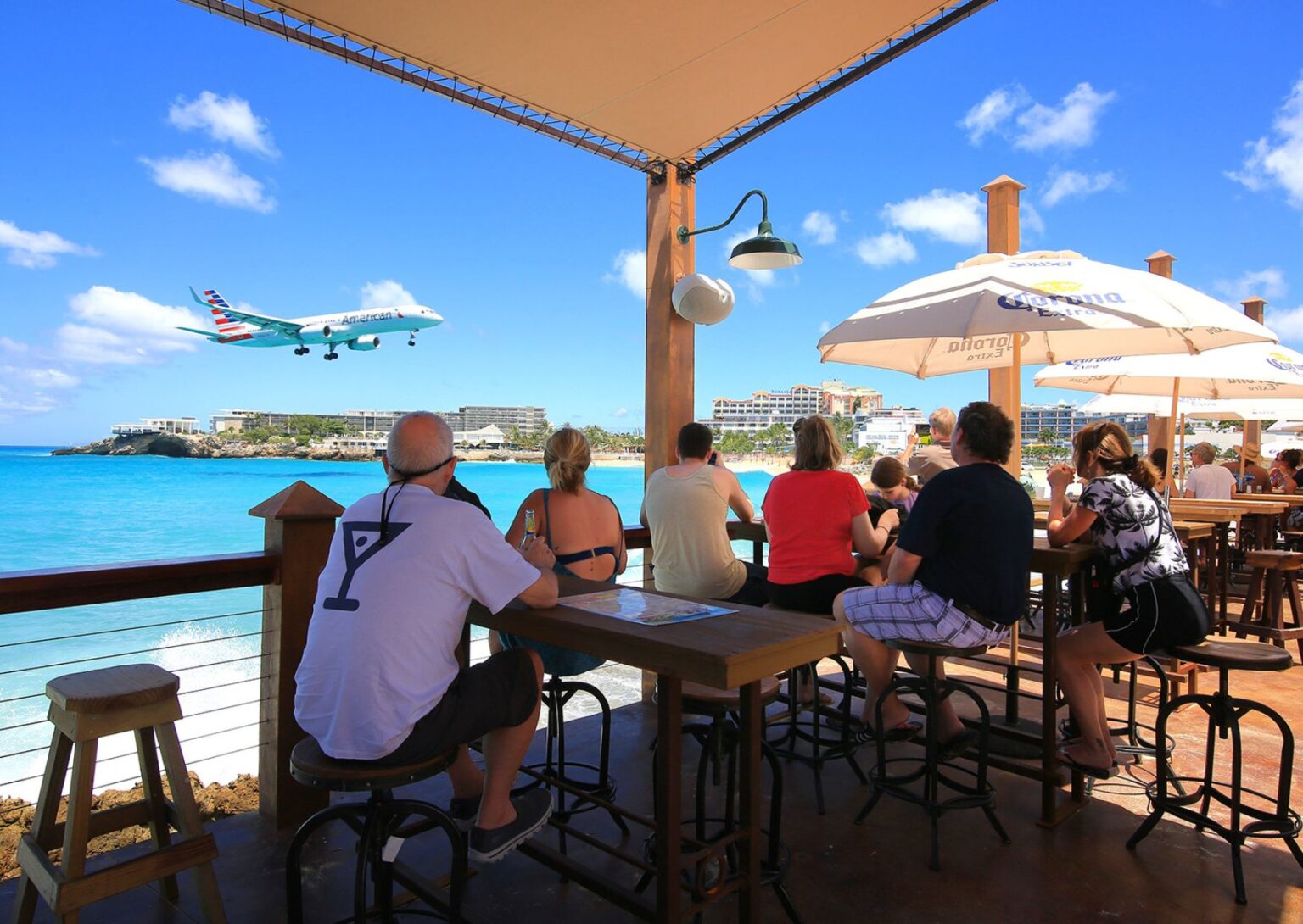 10 Best Beach Bars in St Maarten / St Martin