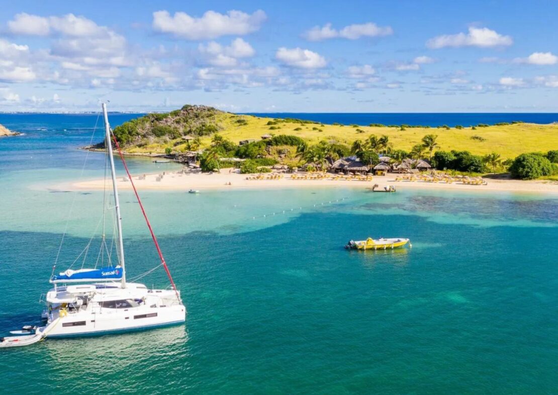 10 Best Beach Bars in St Maarten / St Martin