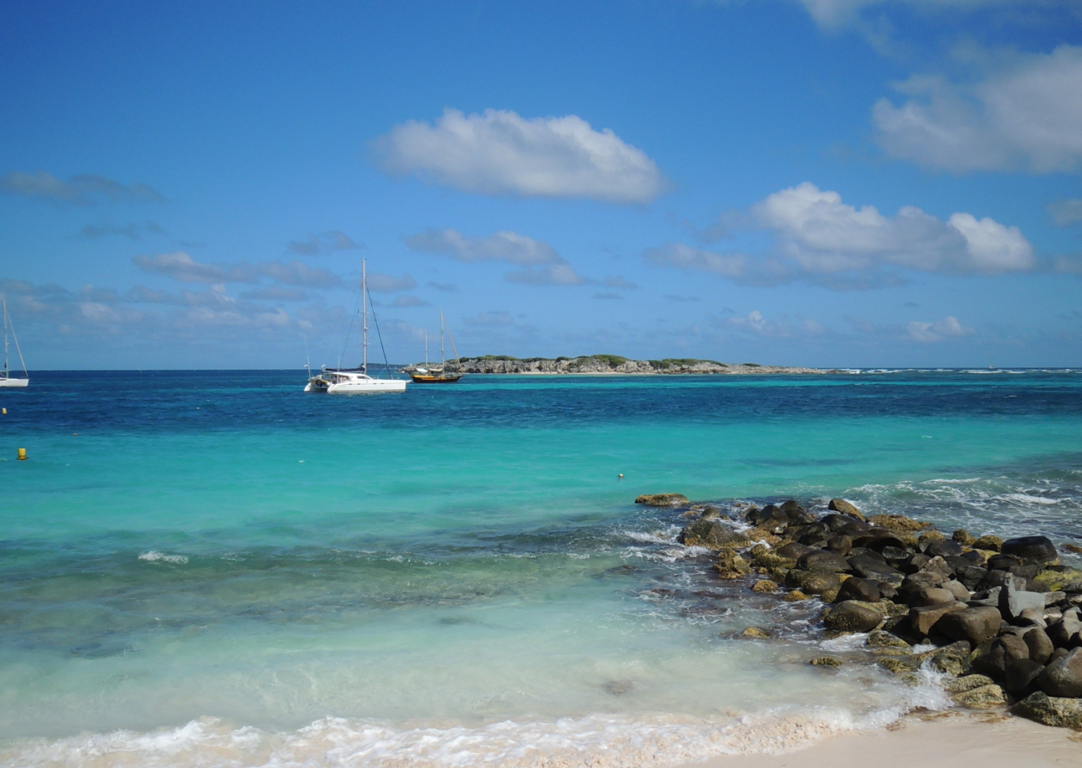 Snorkelling Without a Boat: The Best Shore Snorkel Spots in St. Maarten ...